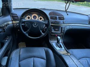 Mercedes-Benz E 270 2003 in Jelgava, with an engine capacity of 2.70 L and mileage of 284 thousand km for 4750 €, photo 13 on AUTOMOTO.COM.LV