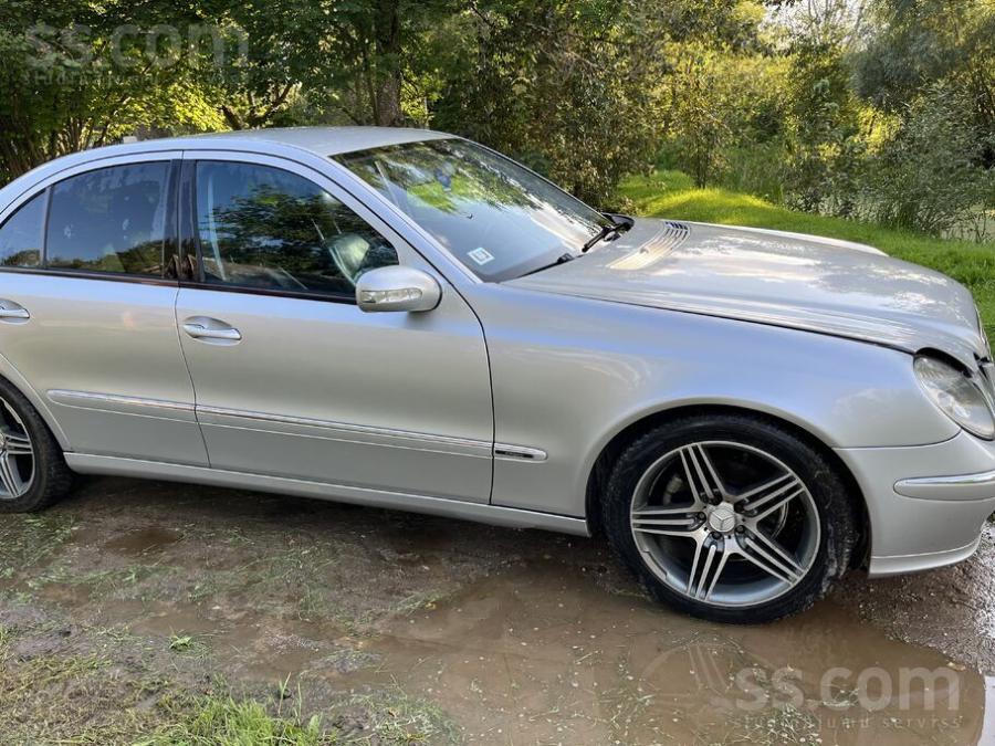 Mercedes-Benz E 270 2003 in Balvi, with an engine capacity of 2.70 L and mileage of 514 thousand km for 1000 €, photo 3 on AUTOMOTO.COM.LV