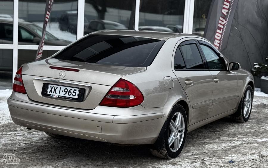 Mercedes-Benz E 270 2003 in Radviliskis, with an engine capacity of 2.70 L and mileage of 330 thousand km for 2950 €, photo 10 on AUTOMOTO.COM.LV