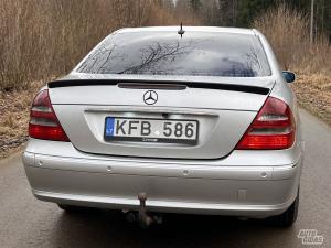 Mercedes-Benz E 270 2003 in Sirvintos, with an engine capacity of 2.70 L and mileage of 430 thousand km for 2750 €, photo 7 on AUTOMOTO.COM.LV