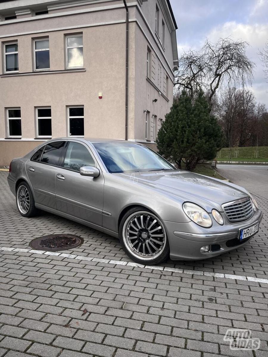 Mercedes-Benz E 270 2003 in Klaipeda, with an engine capacity of 2.70 L and mileage of 296 thousand km for 2500 €, photo 4 on AUTOMOTO.COM.LV