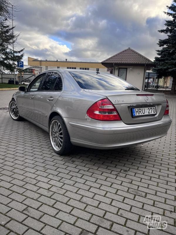 Мерседес Е 270 2003 в Клайпеда, объемом двигателя 2.70 л и пробегом 296 тыс. км за 2500 €, фото 6 на AUTOMOTO.COM.LV
