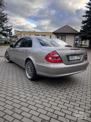 Mercedes-Benz E 270 2003 in Klaipeda, with an engine capacity of 2.70 L and mileage of 296 thousand km for 2500 €, photo 7 on AUTOMOTO.COM.LV