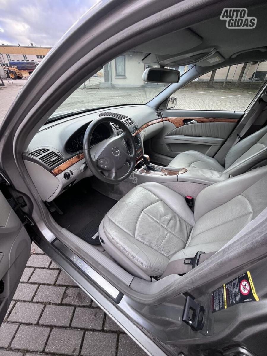 Mercedes-Benz E 270 2003 in Klaipeda, with an engine capacity of 2.70 L and mileage of 296 thousand km for 2500 €, photo 8 on AUTOMOTO.COM.LV