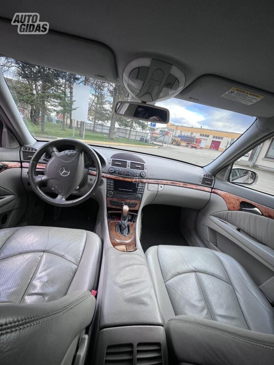 Mercedes-Benz E 270 2003 in Klaipeda, with an engine capacity of 2.70 L and mileage of 296 thousand km for 2500 €, photo 9 on AUTOMOTO.COM.LV