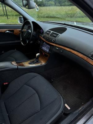 Mercedes-Benz E 270 2003 in Kivioli, with an engine capacity of 2.70 L and mileage of 0 thousand km for 1900 €, photo 9 on AUTOMOTO.COM.LV