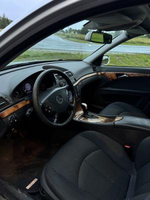 Mercedes-Benz E 270 2003 in Kivioli, with an engine capacity of 2.70 L and mileage of 0 thousand km for 1900 €, photo 10 on AUTOMOTO.COM.LV