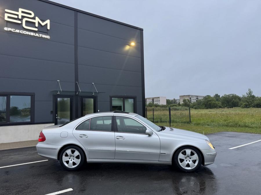 Mercedes-Benz E 270 2003 in Kivioli, with an engine capacity of 2.70 L and mileage of 0 thousand km for 1900 €, photo 19 on AUTOMOTO.COM.LV