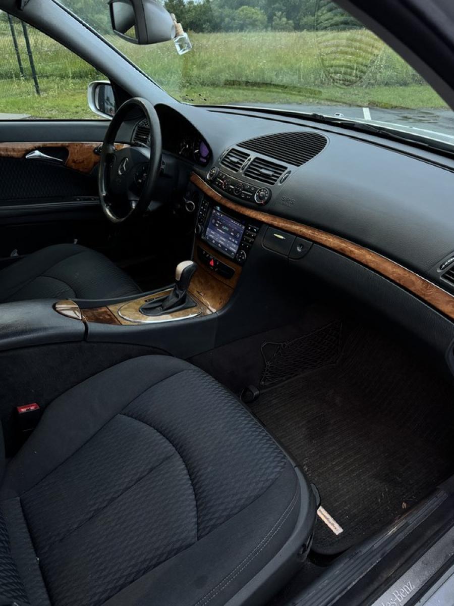 Mercedes-Benz E 270 2003 in Kivioli, with an engine capacity of 2.70 L and mileage of 0 thousand km for 1900 €, photo 22 on AUTOMOTO.COM.LV