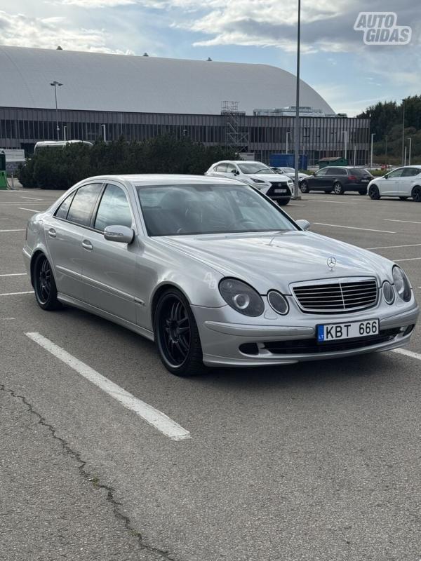 Mercedes-Benz E 270 2003 in Siauliai, with an engine capacity of 2.70 L and mileage of 316 thousand km for 2450 €, photo 1 on AUTOMOTO.COM.LV