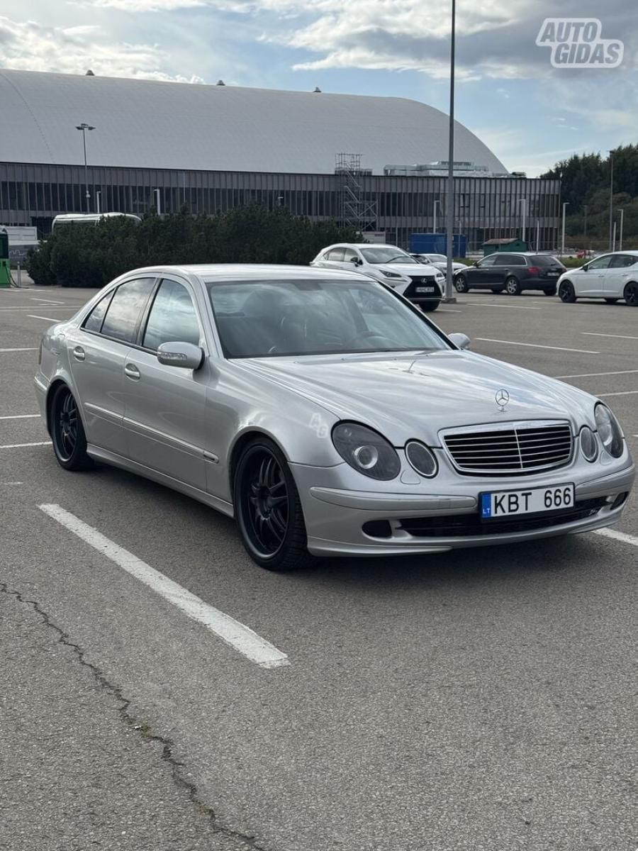 Mercedes-Benz E 270 2003 in Siauliai, with an engine capacity of 2.70 L and mileage of 316 thousand km for 2450 €, photo 1 on AUTOMOTO.COM.LV