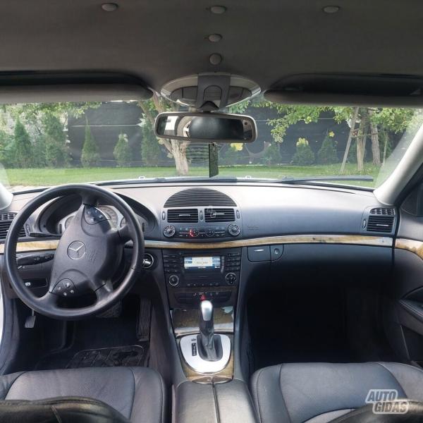 Mercedes-Benz E 270 2003 Alīta, ar dzinēja tilpumu 2.70 L un nobraukumu 350 tūkst. km par 2000 €, foto 8 vietnē AUTOMOTO.COM.LV
