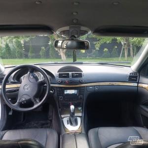 Mercedes-Benz E 270 2003 in Alytus, with an engine capacity of 2.70 L and mileage of 350 thousand km for 2000 €, photo 9 on AUTOMOTO.COM.LV