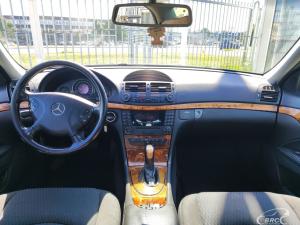 Мерседес Е 270 2003 в Клайпеда, объемом двигателя 2.69 л и пробегом 308 тыс. км за 1500 €, фото 5 на AUTOMOTO.COM.LV