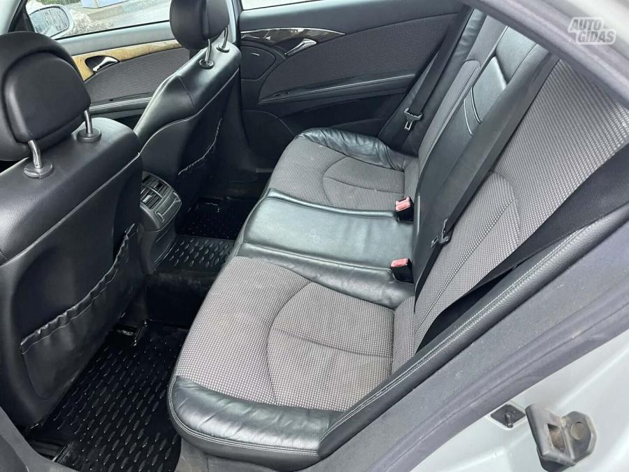 Mercedes-Benz E 270 2004 Kauņa, ar dzinēja tilpumu 2.70 L un nobraukumu 377 tūkst. km par 2550 €, foto 5 vietnē AUTOMOTO.COM.LV