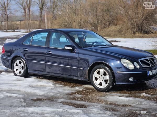 Mercedes-Benz E 270 2004 in Jurbarkas, with an engine capacity of 2.70 L and mileage of 291 thousand km for 1750 €, photo 1 on AUTOMOTO.COM.LV