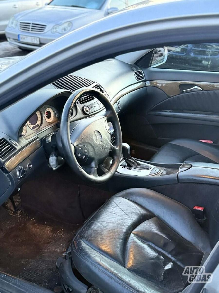 Mercedes-Benz E 270 2004 Šilutė, ar dzinēja tilpumu 2.70 L un nobraukumu 396 tūkst. km par 1500 €, foto 7 vietnē AUTOMOTO.COM.LV