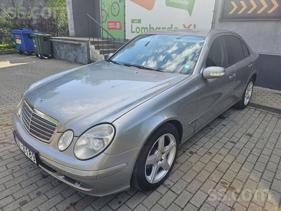 Mercedes-Benz E 270 2005 in Riga, with an engine capacity of 2.70 L and mileage of 318 thousand km for 2000 €, photo 1 on AUTOMOTO.COM.LV