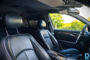 Mercedes-Benz E 270 2005 Rīga, ar dzinēja tilpumu 2.70 L un nobraukumu 389 tūkst. km par 1990 €, foto 10 vietnē AUTOMOTO.COM.LV