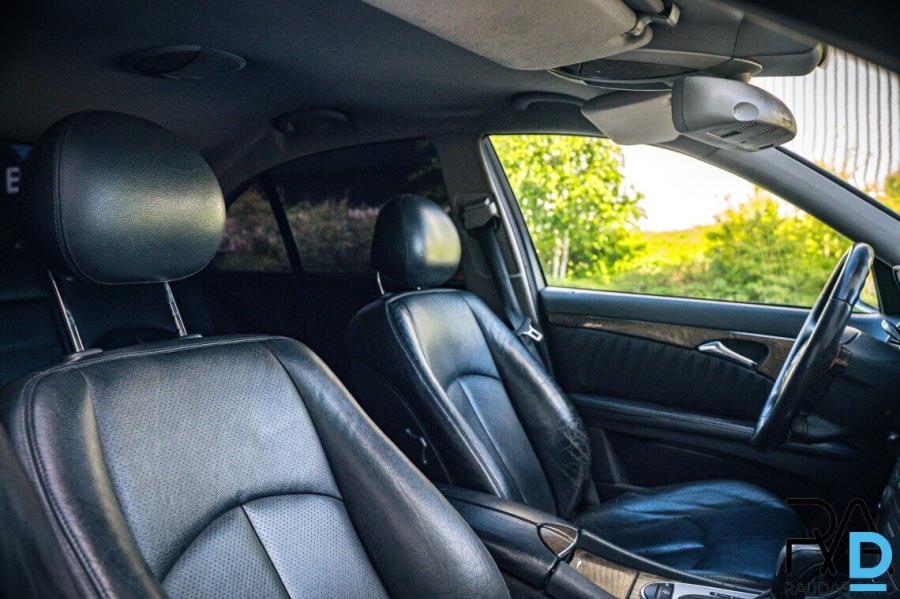 Mercedes-Benz E 270 2005 Rīga, ar dzinēja tilpumu 2.70 L un nobraukumu 389 tūkst. km par 1990 €, foto 10 vietnē AUTOMOTO.COM.LV