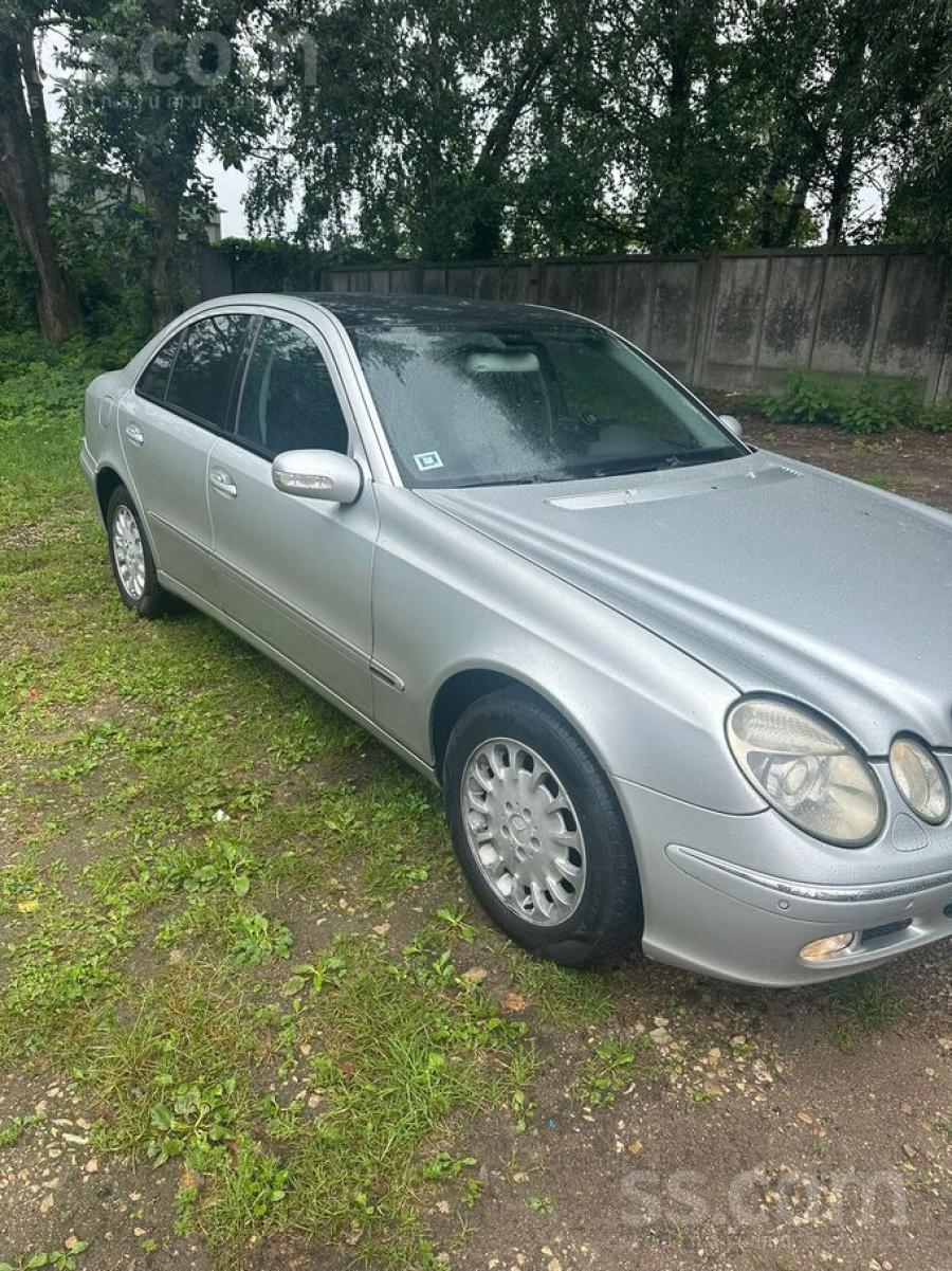 Mercedes-Benz E 270 2005 in Riga, with an engine capacity of 2.70 L and mileage of 465 thousand km for 2600 €, photo 4 on AUTOMOTO.COM.LV