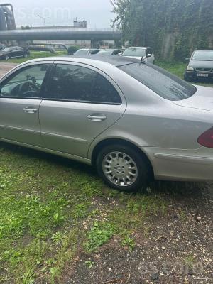 Mercedes-Benz E 270 2005 in Riga, with an engine capacity of 2.70 L and mileage of 465 thousand km for 2600 €, photo 5 on AUTOMOTO.COM.LV