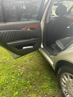 Mercedes-Benz E 270 2005 in Riga, with an engine capacity of 2.70 L and mileage of 465 thousand km for 2600 €, photo 12 on AUTOMOTO.COM.LV
