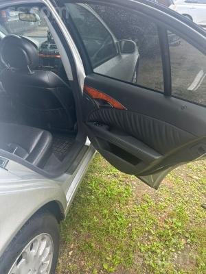 Mercedes-Benz E 270 2005 in Riga, with an engine capacity of 2.70 L and mileage of 465 thousand km for 2600 €, photo 13 on AUTOMOTO.COM.LV
