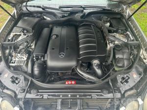 Mercedes-Benz E 270 2005 in Riga, with an engine capacity of 2.70 L and mileage of 465 thousand km for 2600 €, photo 15 on AUTOMOTO.COM.LV
