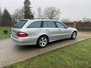 Mercedes-Benz E 270 2003 in Jelgava, with an engine capacity of 2.70 L and mileage of 509 thousand km for 1690 €, photo 3 on AUTOMOTO.COM.LV