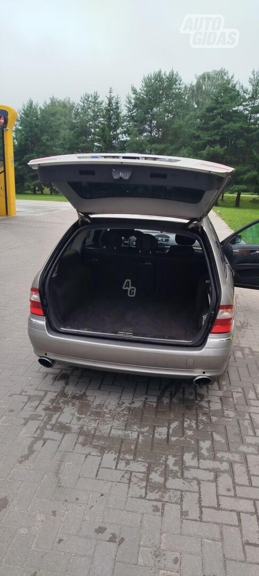 Mercedes-Benz E 270 2003 Jurbarkas, ar dzinēja tilpumu 2.70 L un nobraukumu 296 tūkst. km par 1800 €, foto 13 vietnē AUTOMOTO.COM.LV