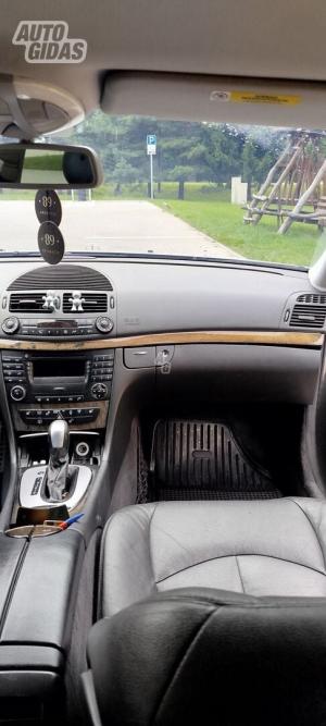 Mercedes-Benz E 270 2003 Jurbarkas, ar dzinēja tilpumu 2.70 L un nobraukumu 296 tūkst. km par 1800 €, foto 18 vietnē AUTOMOTO.COM.LV