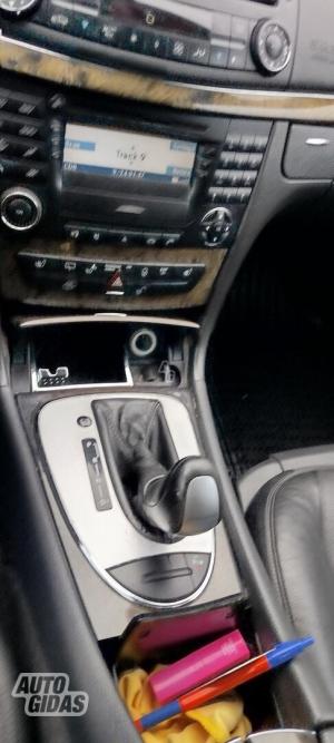 Mercedes-Benz E 270 2003 Jurbarkas, ar dzinēja tilpumu 2.70 L un nobraukumu 296 tūkst. km par 1800 €, foto 24 vietnē AUTOMOTO.COM.LV