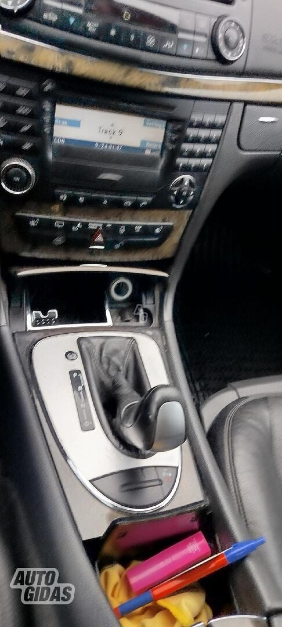 Mercedes-Benz E 270 2003 Jurbarkas, ar dzinēja tilpumu 2.70 L un nobraukumu 296 tūkst. km par 1800 €, foto 24 vietnē AUTOMOTO.COM.LV