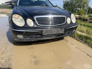 Mercedes-Benz E 270 2003 Kauņa, ar dzinēja tilpumu 2.70 L un nobraukumu 300 tūkst. km par 550 €, foto 3 vietnē AUTOMOTO.COM.LV