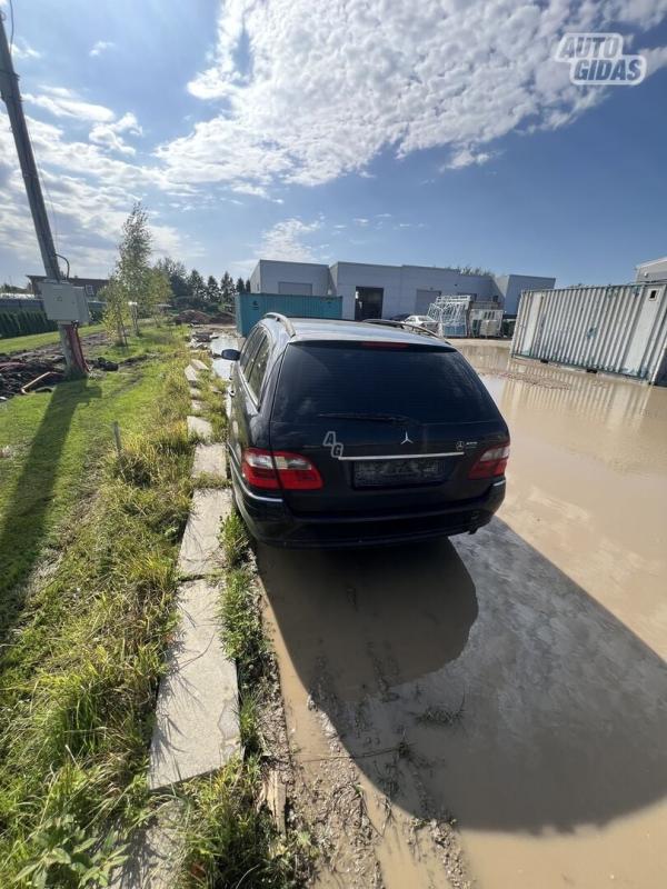 Mercedes-Benz E 270 2003 Kauņa, ar dzinēja tilpumu 2.70 L un nobraukumu 300 tūkst. km par 550 €, foto 7 vietnē AUTOMOTO.COM.LV