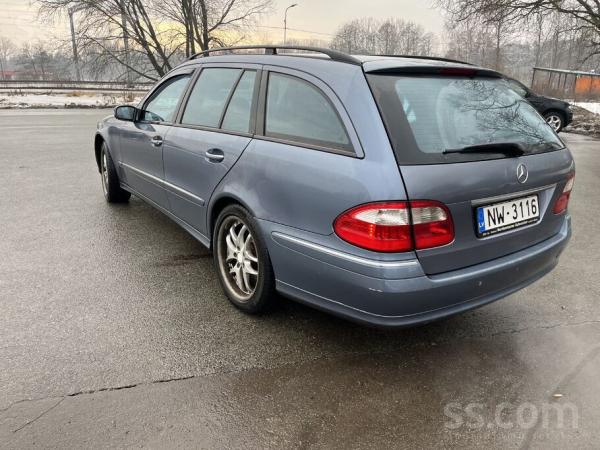 Mercedes-Benz E 270 2004 in Riga, with an engine capacity of 2.70 L and mileage of 413 thousand km for 2500 €, photo 4 on AUTOMOTO.COM.LV