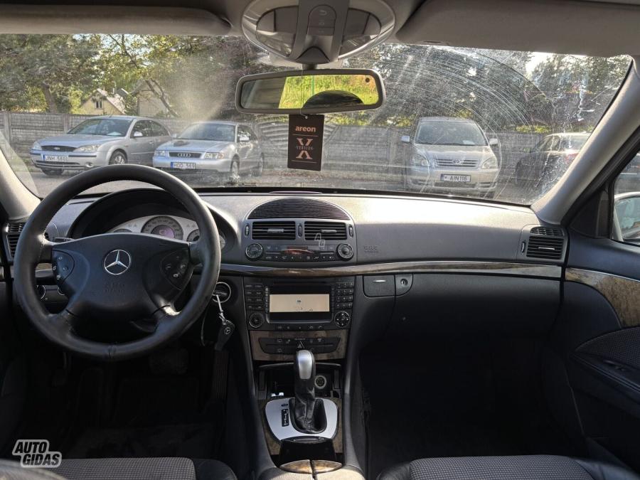 Mercedes-Benz E 270 2005 in Joniskis, with an engine capacity of 2.70 L and mileage of 450 thousand km for 1990 €, photo 9 on AUTOMOTO.COM.LV