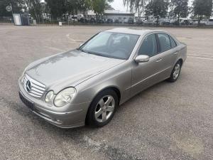 Dzeltens Mercedes-Benz E 270 2003 Marijampole, ar dzinēja tilpumu 2.70 L un nobraukumu 367 tūkst. km par 2700 €, foto  vietnē AUTOMOTO.COM.LV