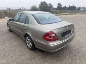 Dzeltens Mercedes-Benz E 270 2003 Marijampole, ar dzinēja tilpumu 2.70 L un nobraukumu 367 tūkst. km par 2700 €, foto 4 vietnē AUTOMOTO.COM.LV