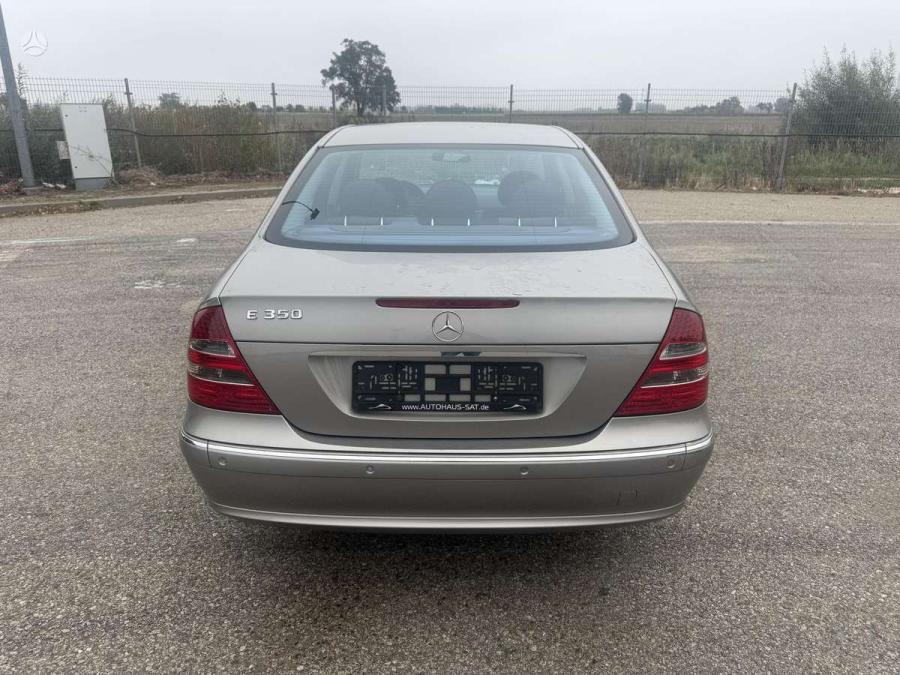 Dzeltens Mercedes-Benz E 270 2003 Marijampole, ar dzinēja tilpumu 2.70 L un nobraukumu 367 tūkst. km par 2700 €, foto 5 vietnē AUTOMOTO.COM.LV