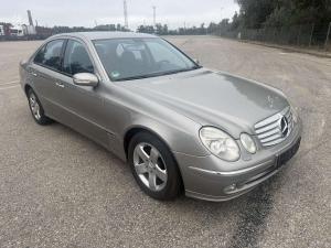 Dzeltens Mercedes-Benz E 270 2003 Marijampole, ar dzinēja tilpumu 2.70 L un nobraukumu 367 tūkst. km par 2700 €, foto 8 vietnē AUTOMOTO.COM.LV