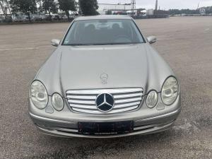 Dzeltens Mercedes-Benz E 270 2003 Marijampole, ar dzinēja tilpumu 2.70 L un nobraukumu 367 tūkst. km par 2700 €, foto 9 vietnē AUTOMOTO.COM.LV