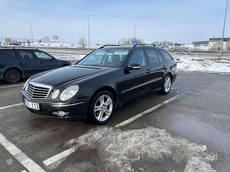 Melns Mercedes-Benz E 280 2007 Vievis, ar dzinēja tilpumu 2.99 L un nobraukumu 390 tūkst. km par 2000 €, foto 2 vietnē AUTOMOTO.COM.LV