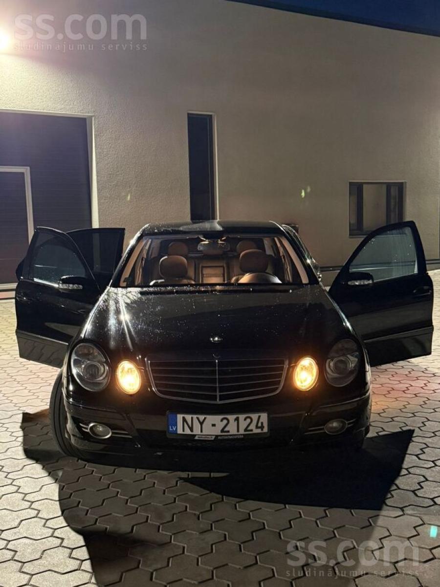 Melns Mercedes-Benz E 280 2005 Daugavpils, ar dzinēja tilpumu 3.00 L un nobraukumu 308 tūkst. km par 2690 €, foto 5 vietnē AUTOMOTO.COM.LV