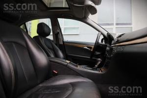 Melns Mercedes-Benz E 280 2005 Rīga, ar dzinēja tilpumu 3.00 L un nobraukumu 0 tūkst. km par 3990 €, foto 11 vietnē AUTOMOTO.COM.LV