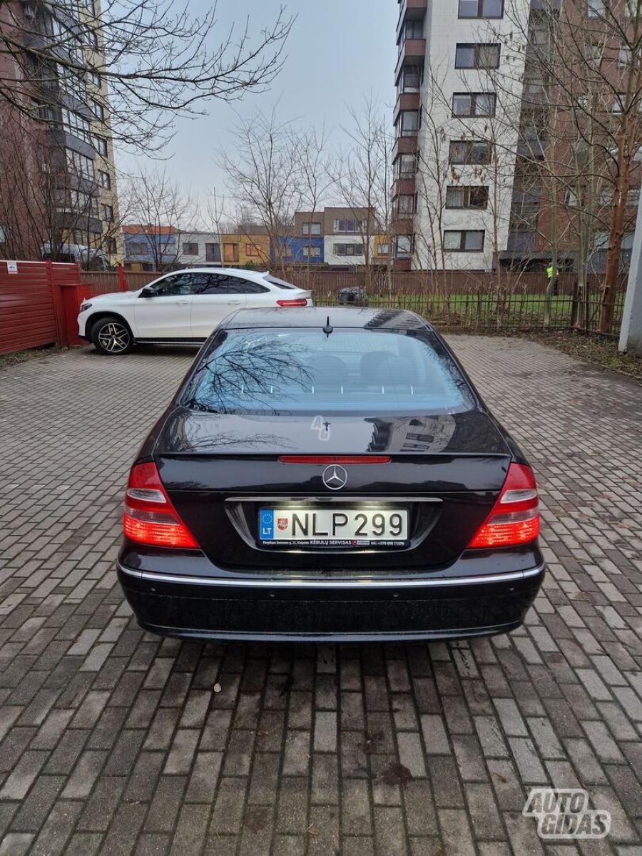 Black Mercedes-Benz E 280 2005 in Klaipeda, with an engine capacity of 3.00 L and mileage of 280 thousand km for 3500 €, photo 6 on AUTOMOTO.COM.LV