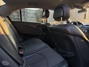 Melns Mercedes-Benz E 280 2006 Kauņa, ar dzinēja tilpumu 3.20 L un nobraukumu 426 tūkst. km par 1750 €, foto 18 vietnē AUTOMOTO.COM.LV
