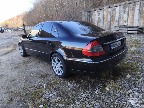 Black Mercedes-Benz E 280 2006 in Kaunas, with an engine capacity of 3.00 L and mileage of 338 thousand km for 4300 €, photo 5 on AUTOMOTO.COM.LV