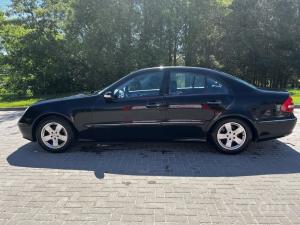 Black Mercedes-Benz E 280 2006 in Saldus, with an engine capacity of 3.00 L and mileage of 351 thousand km for 2500 €, photo  on AUTOMOTO.COM.LV